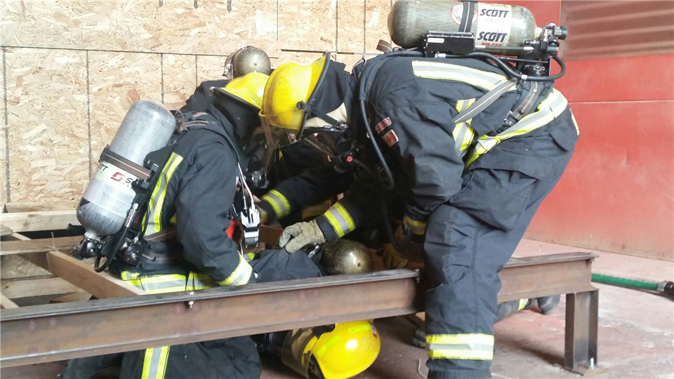 Advanced training program designed to rescue firefighters | City of Nanaimo