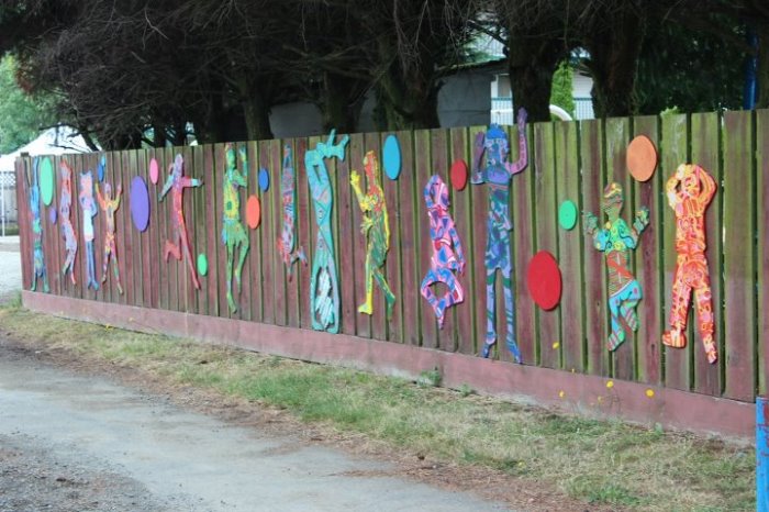 Park Mural - Human Silhouettes | City of Nanaimo